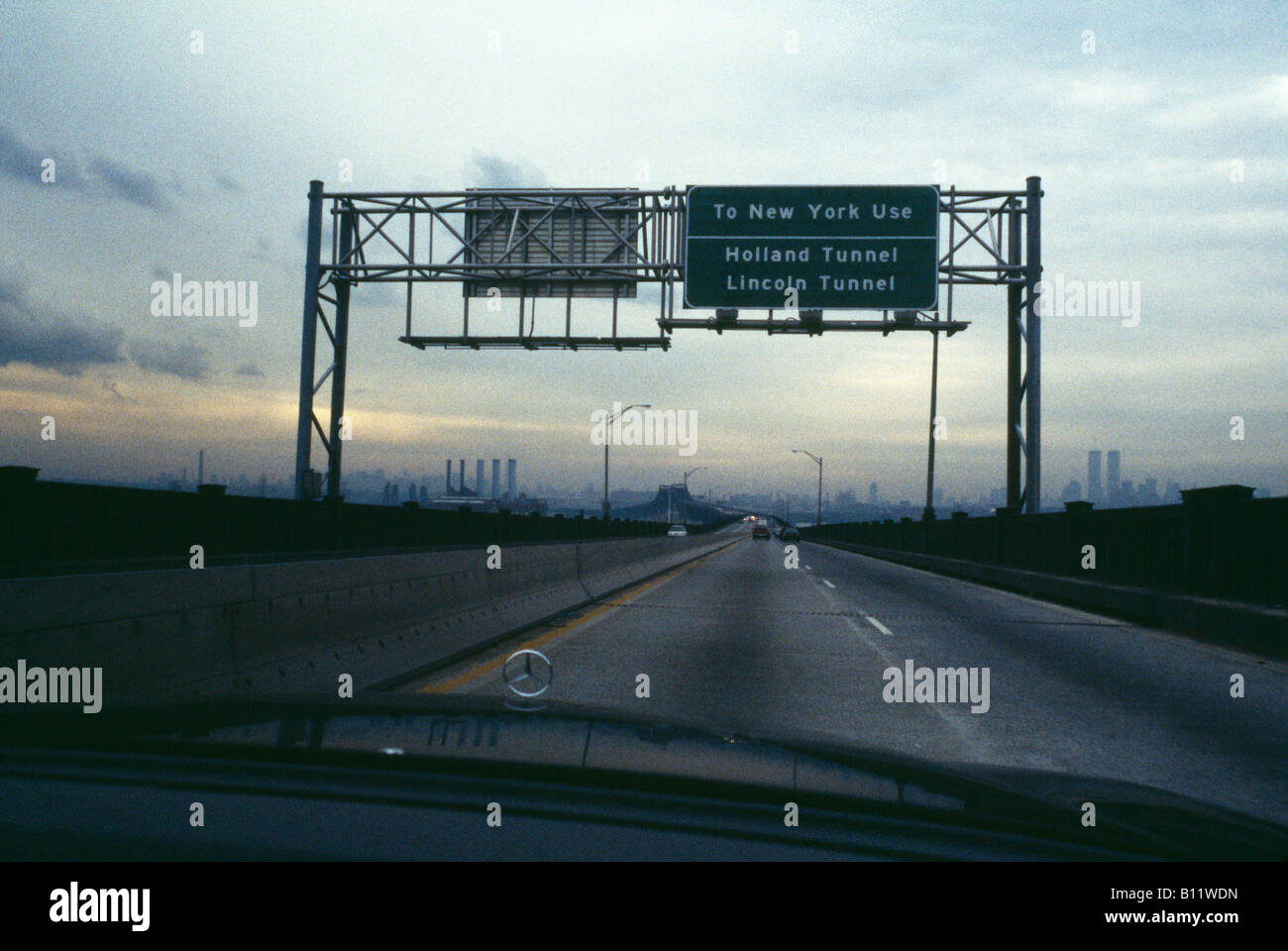 Straight road traffic sign hi-res stock photography and images - Alamy
