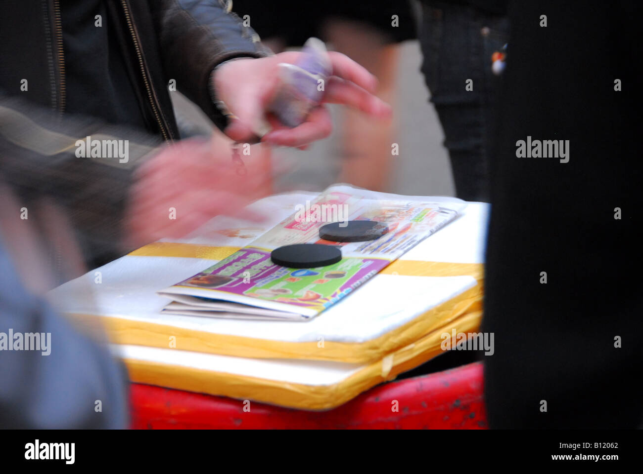 Scam artist hi-res stock photography and images - Alamy