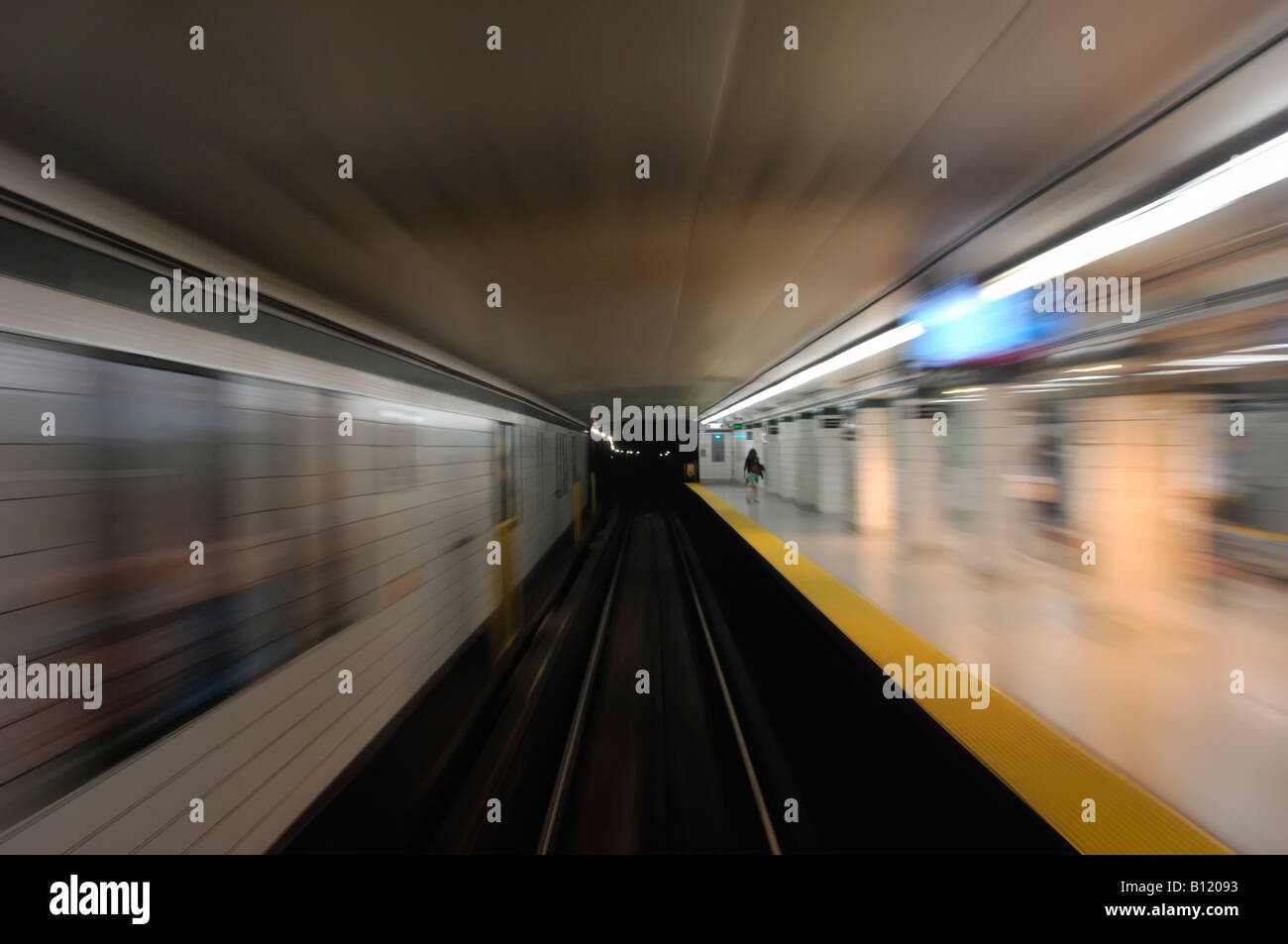 Toronto subway platform hi-res stock photography and images - Alamy