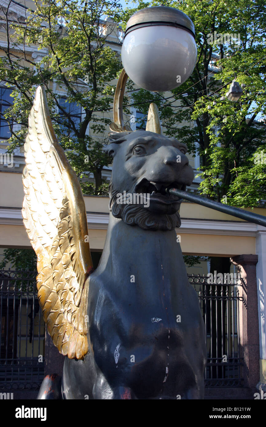 Bank bridge st petersburg hi-res stock photography and images - Alamy