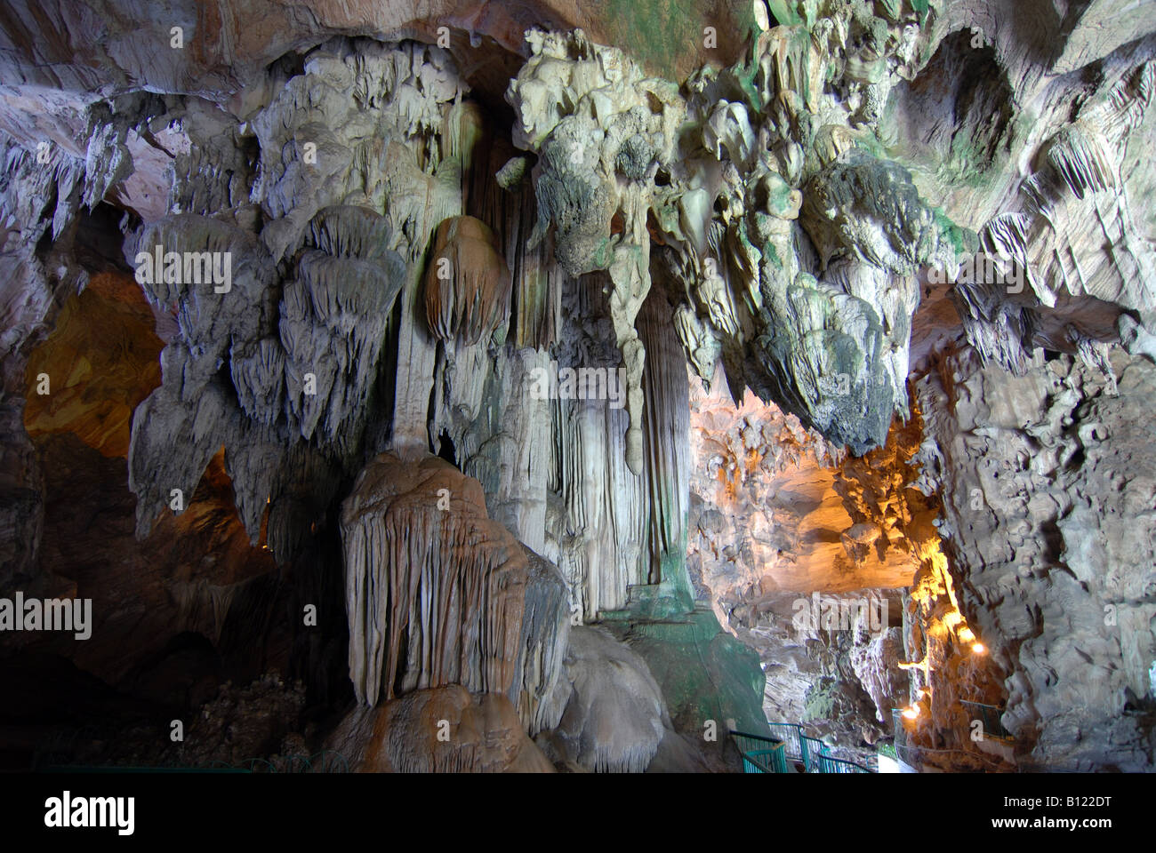 Cave formations in cave Stock Photo - Alamy