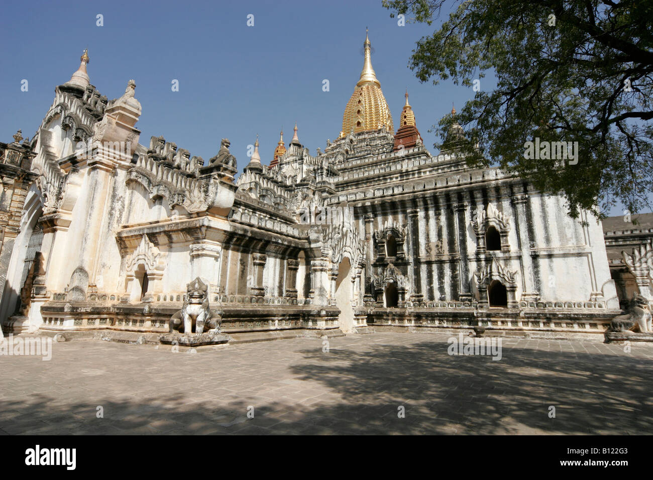 Bagan plateau hi-res stock photography and images - Alamy