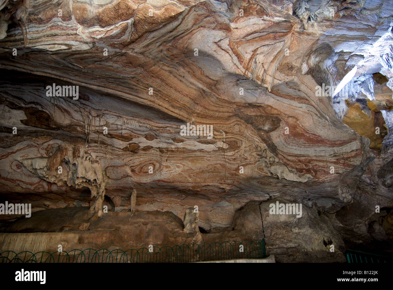 Caves ipoh hi-res stock photography and images - Alamy
