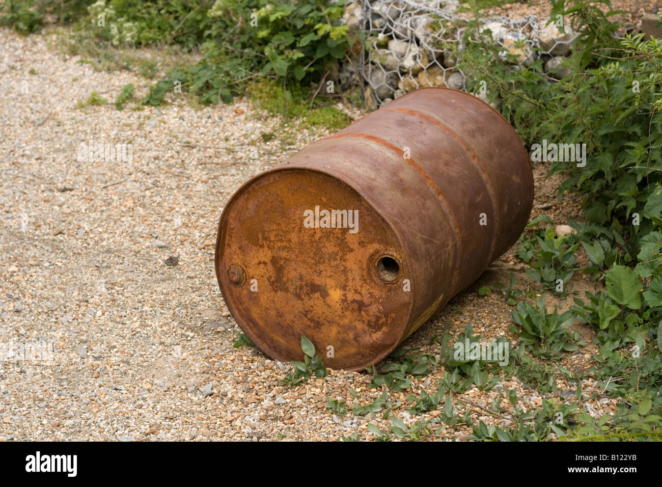 Rusty oil drum Stock Photo - Alamy