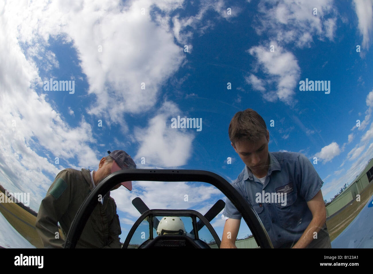 P51 mustang fighter plane hi-res stock photography and images - Alamy