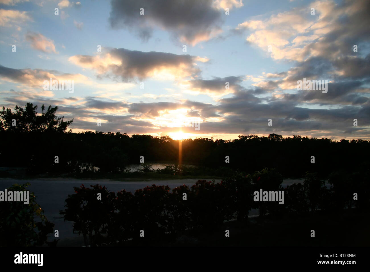 Cuba sun set hi-res stock photography and images - Alamy