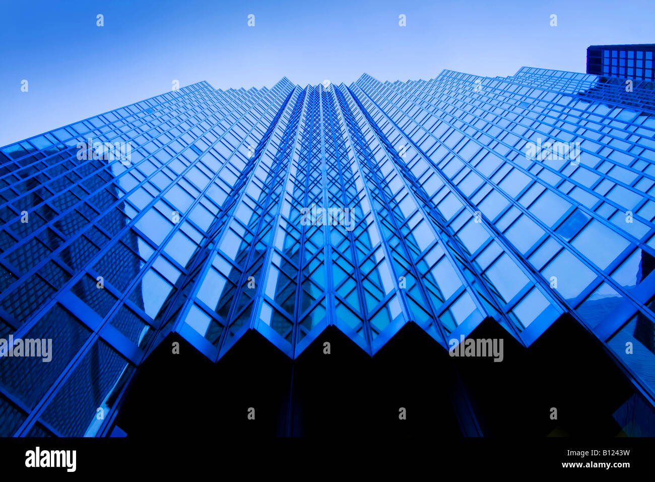 Office buildings downtown financial district large banks Stock Photo ...