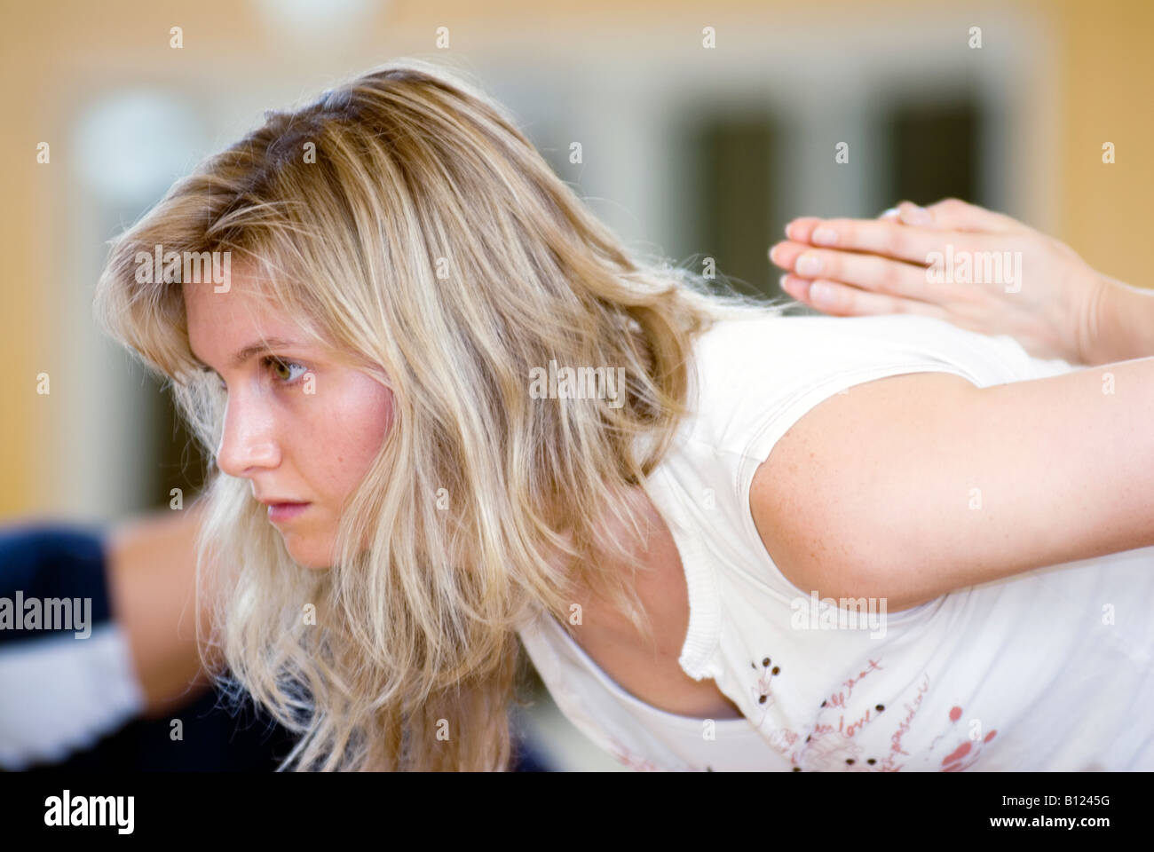 Yoga class girl vinyasa flow dynamic pose Stock Photo - Alamy