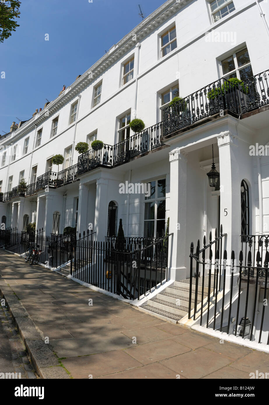Pelham crescent hi-res stock photography and images - Alamy