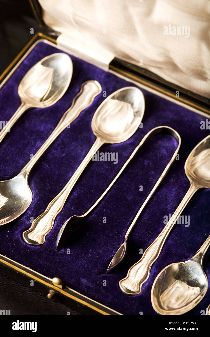 Antique silver hi-res stock photography and images - Alamy
