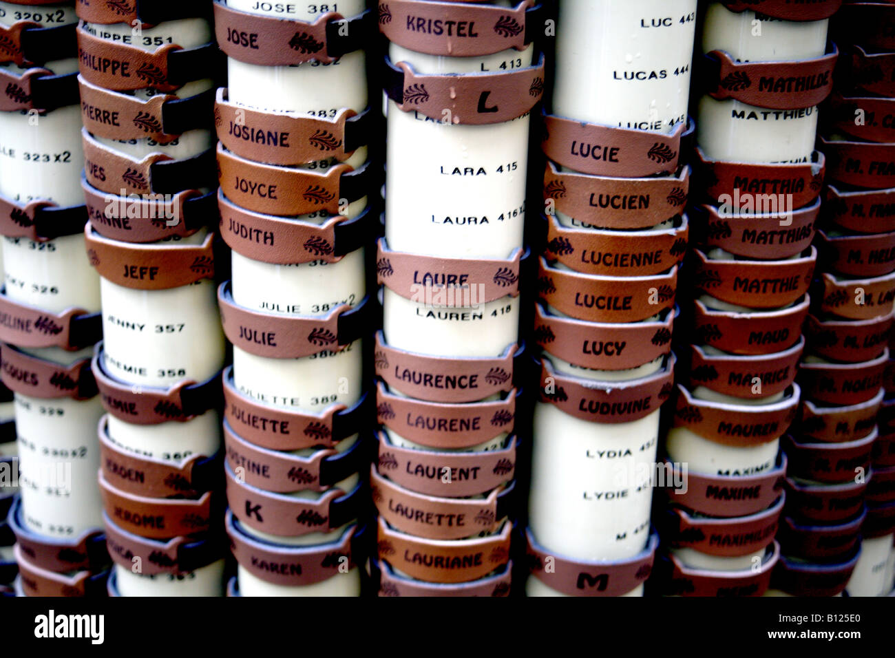 Name band hi-res stock photography and images - Alamy