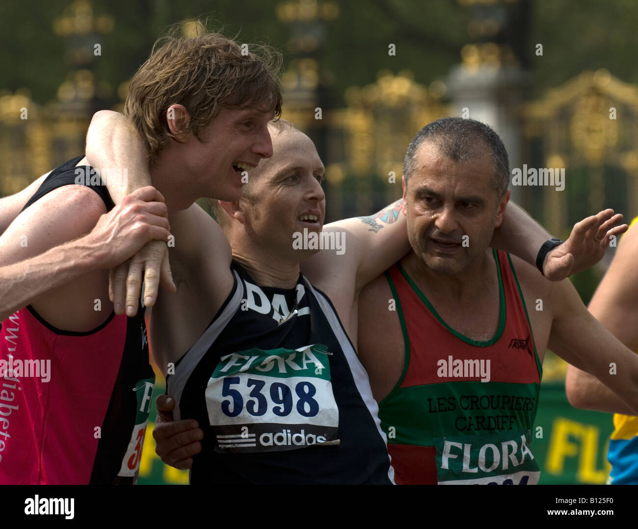 Runners entering the last 200 metres, at the London Marathon Stock ...
