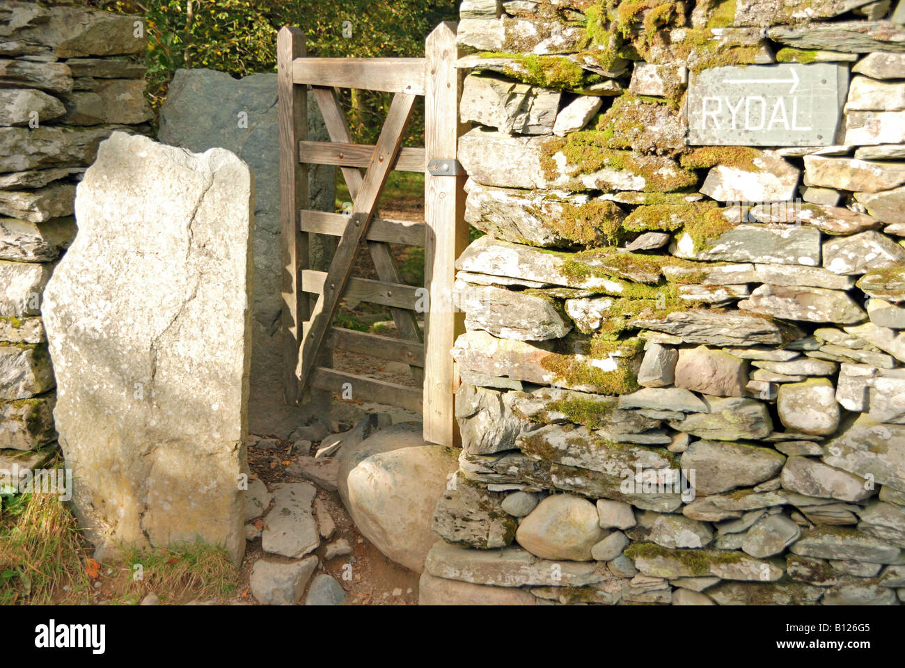 Vertical stone stile hi-res stock photography and images - Alamy