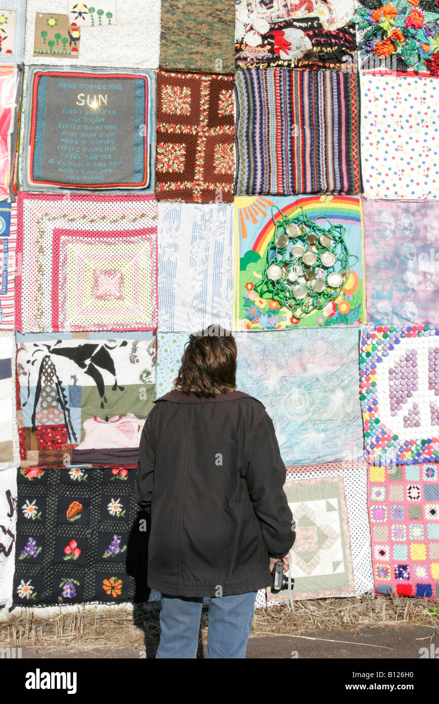 International Fiber Collaborative: Woman Viewing Art Stock Photo - Alamy
