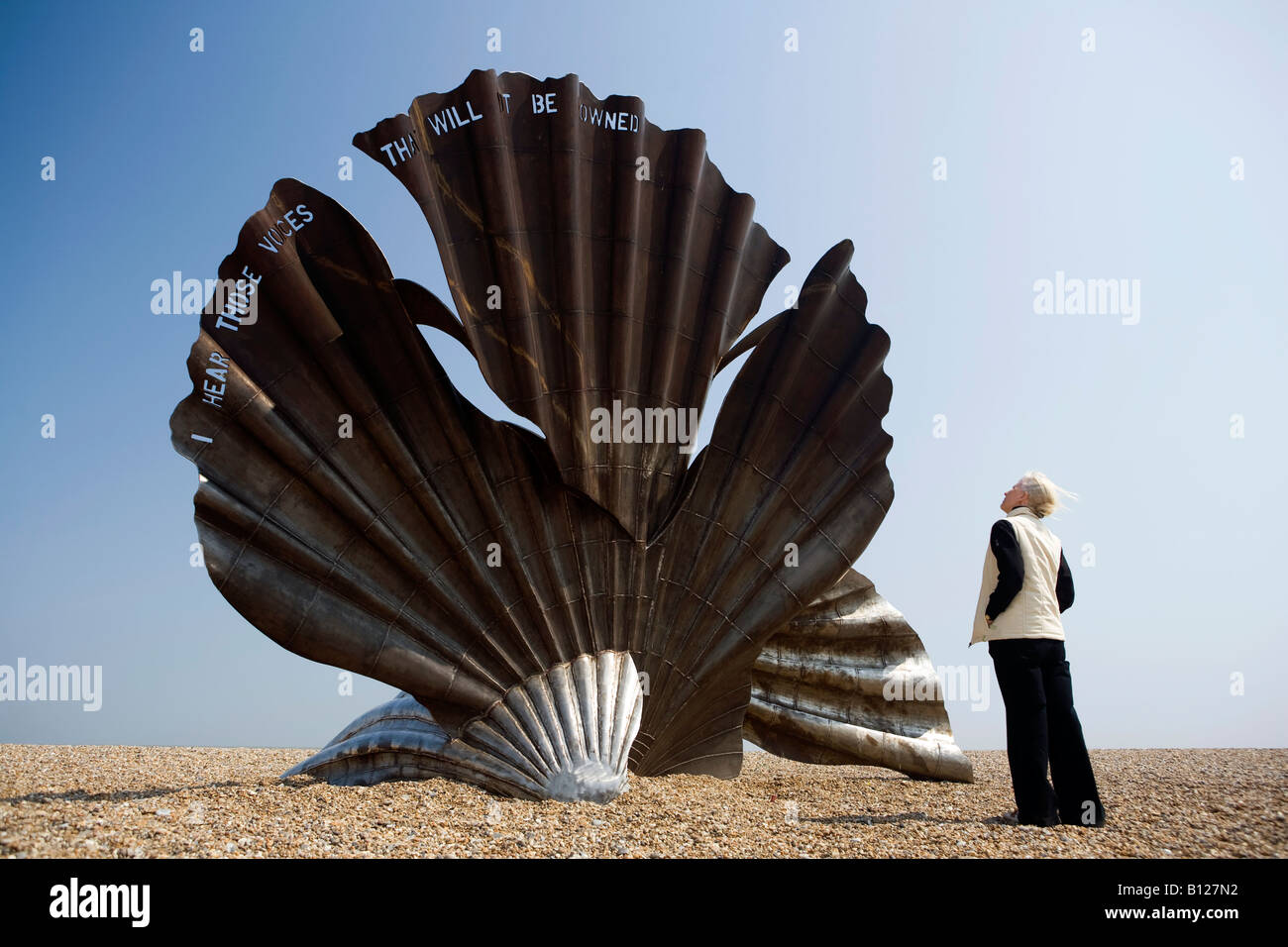 Maggie hambling art hi-res stock photography and images - Alamy