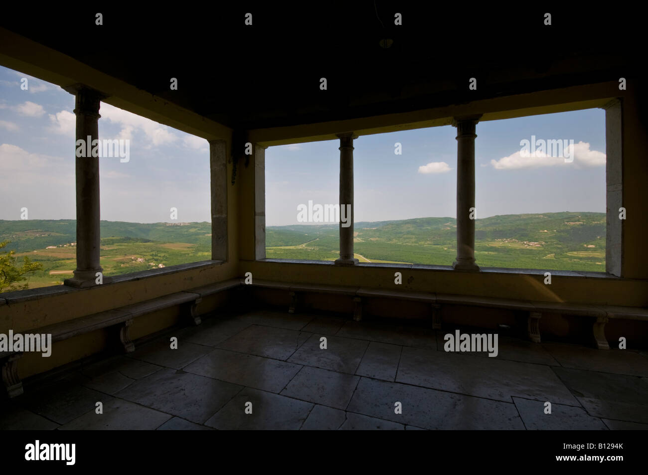 Medieval balcony hi-res stock photography and images - Alamy