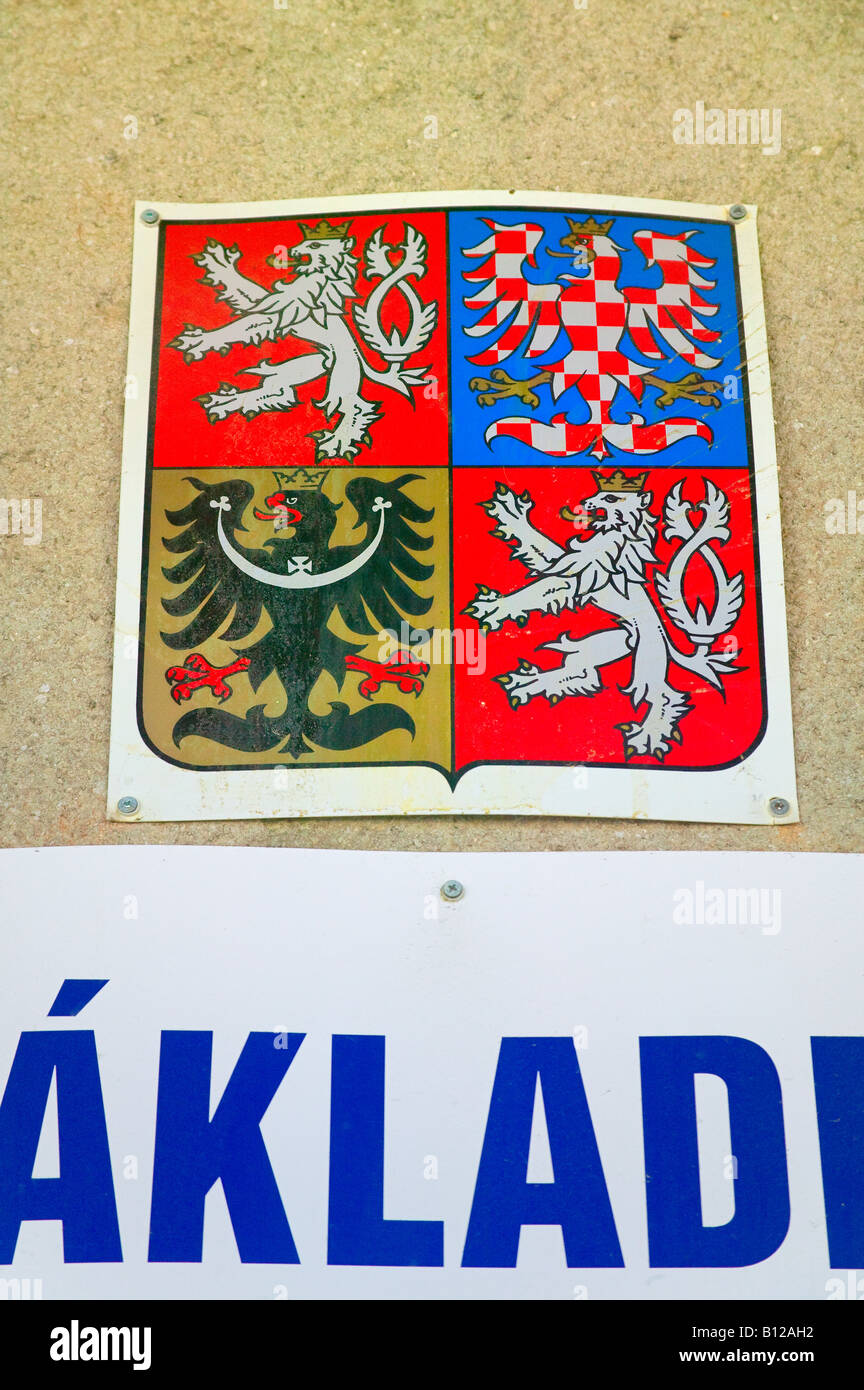 Insignia emblem hi-res stock photography and images - Alamy