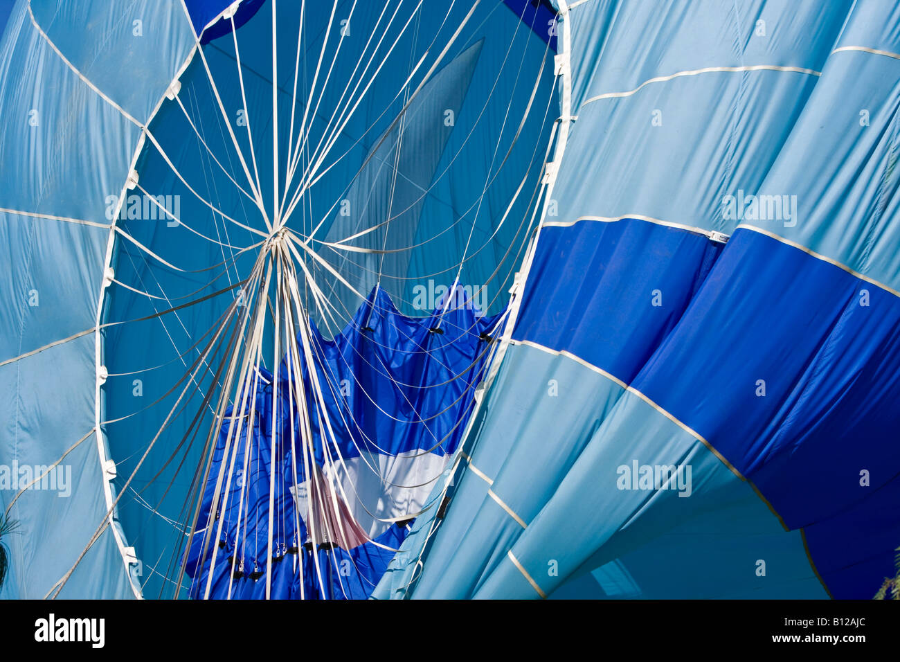 Deflating hi-res stock photography and images - Alamy