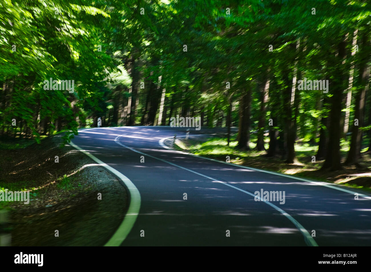 Two lane road hi-res stock photography and images - Alamy