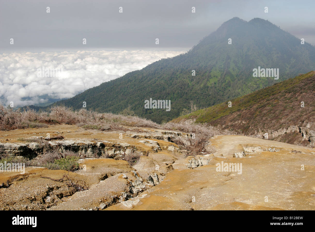 Trekking on ijen hi-res stock photography and images - Alamy