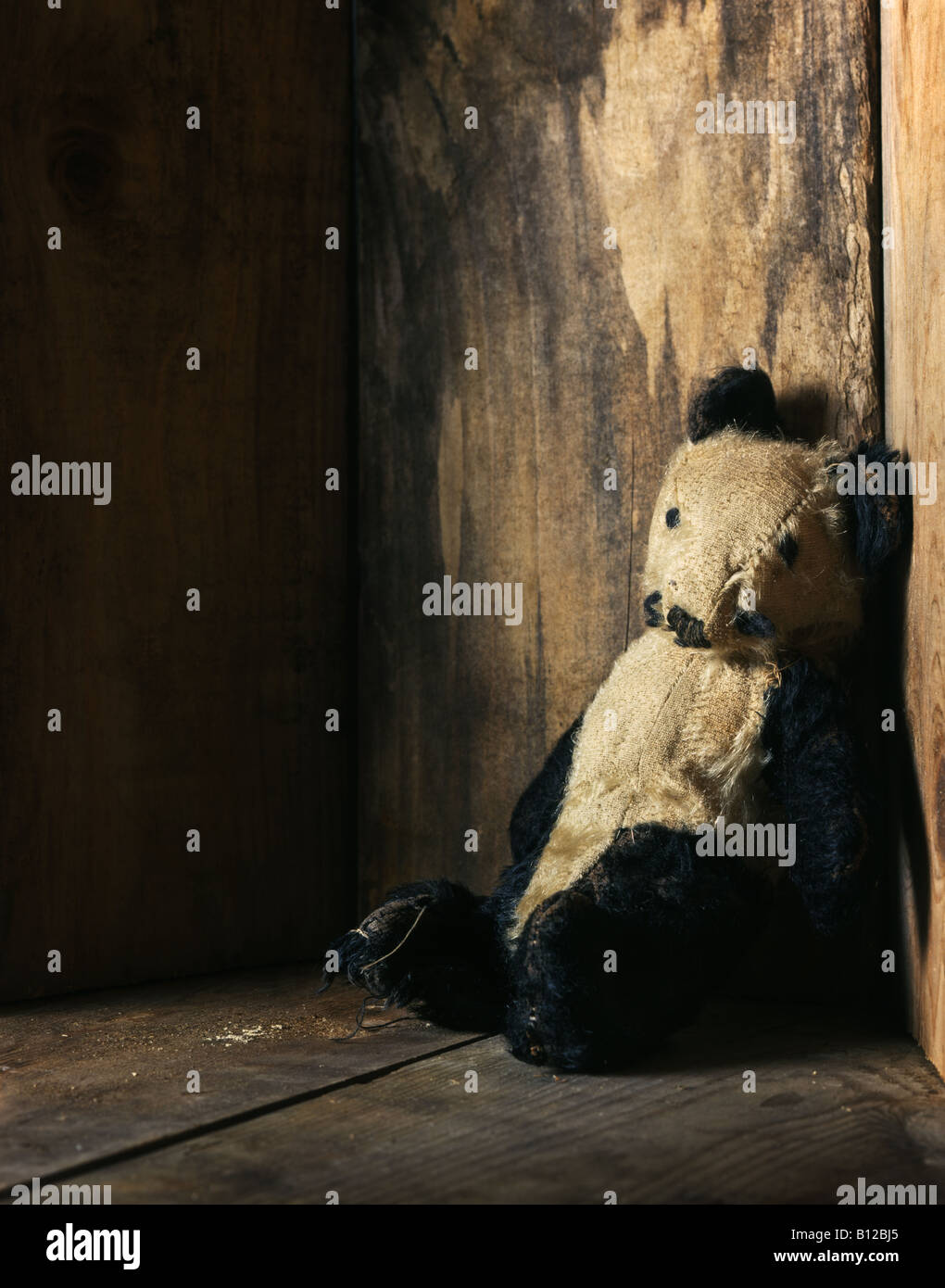 Bear forgotten worn missing hi-res stock photography and images - Alamy