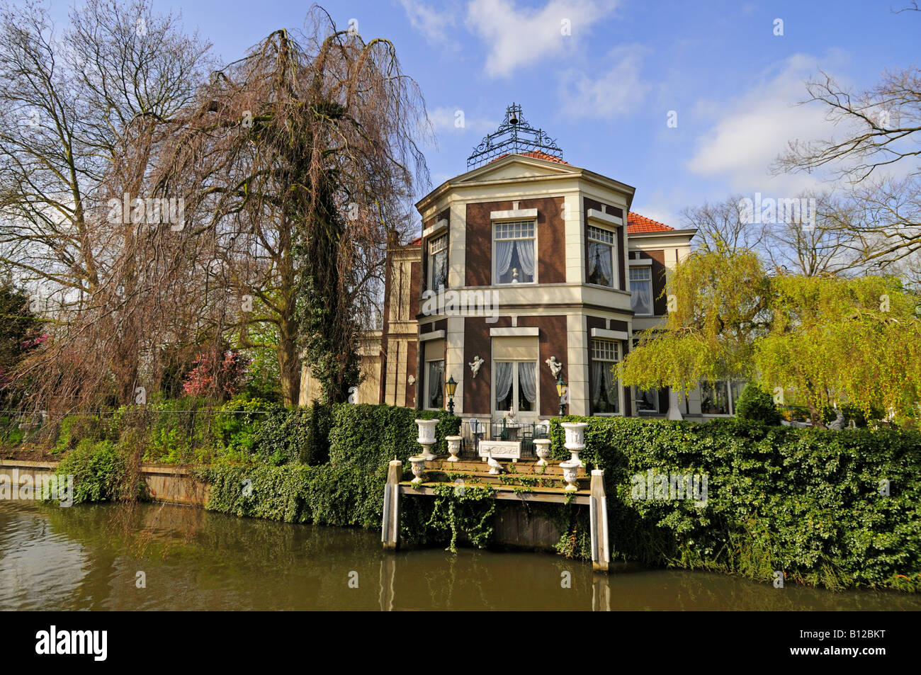 Luxury mansion along Dutch canals Holland Europe Stock Photo - Alamy