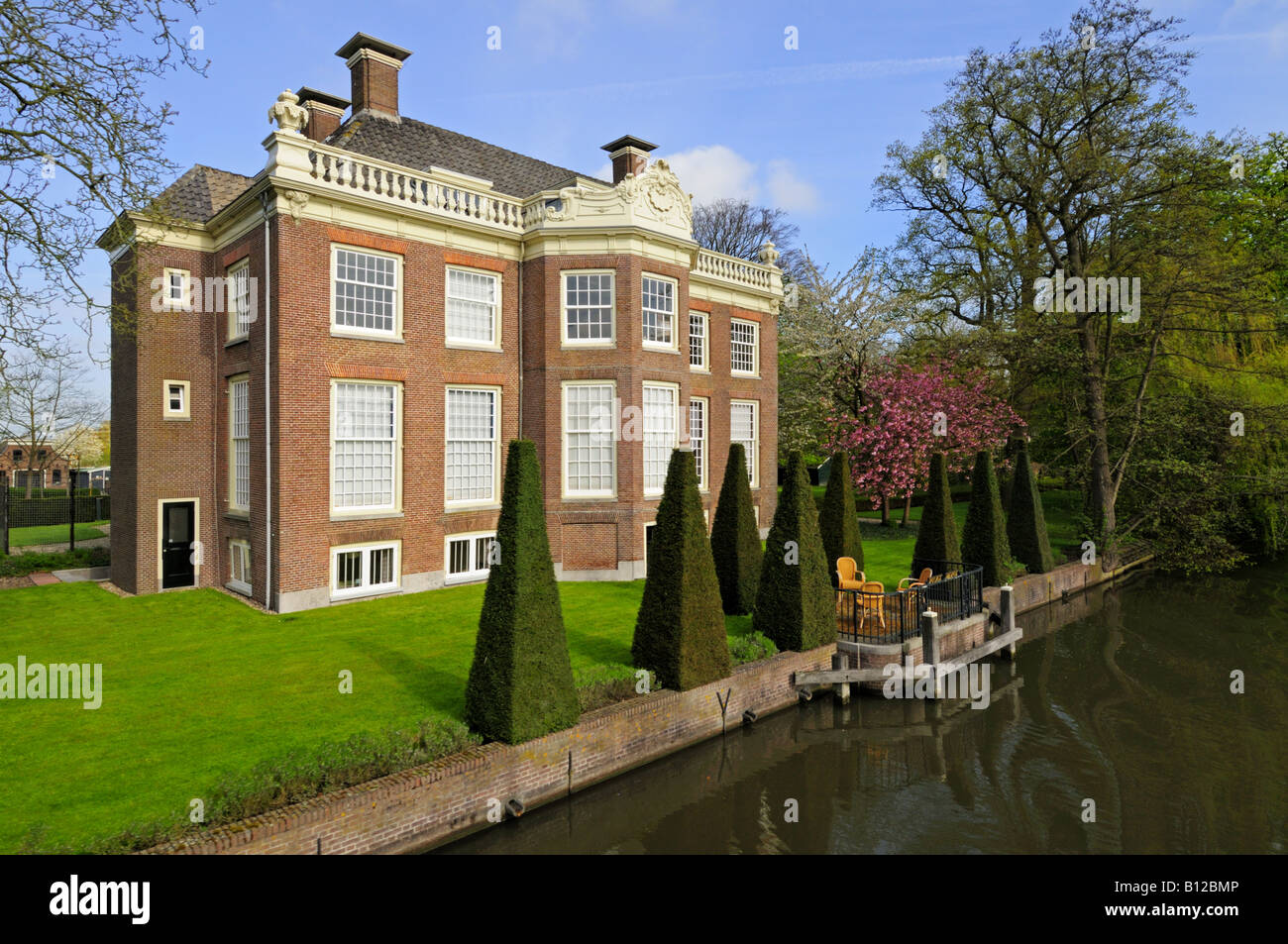Luxury mansion along Dutch canals Holland Europe Stock Photo - Alamy