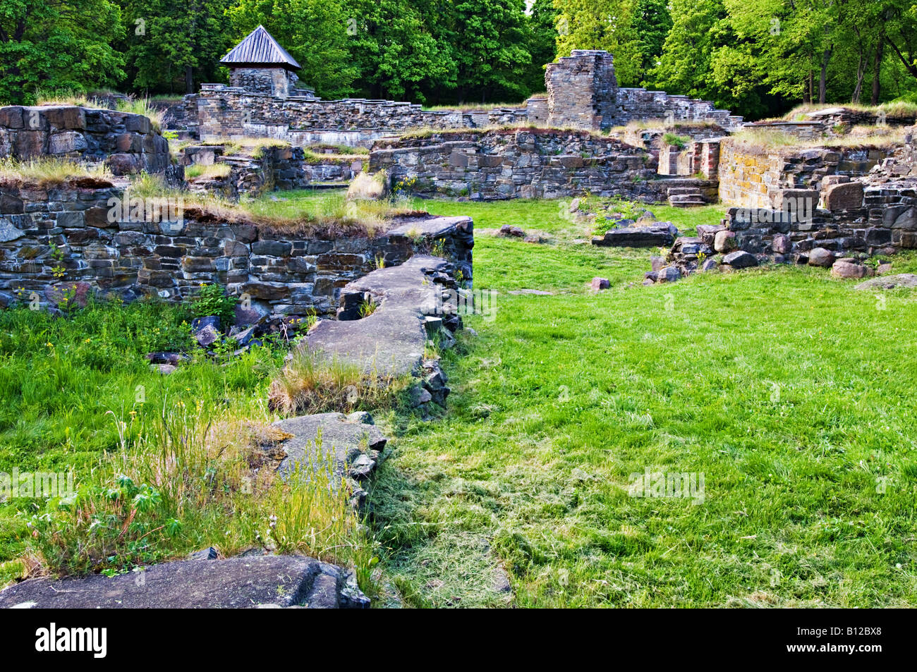 Monastery ruins at Hovedøya Stock Photo - Alamy
