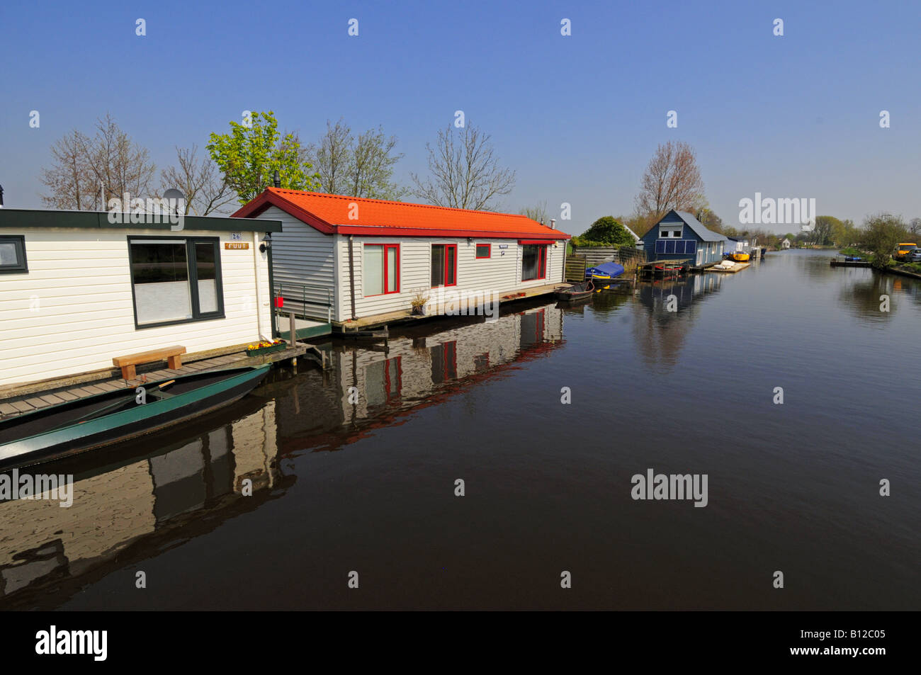 Houseboats on Dutch canals Holland Europe Stock Photo - Alamy