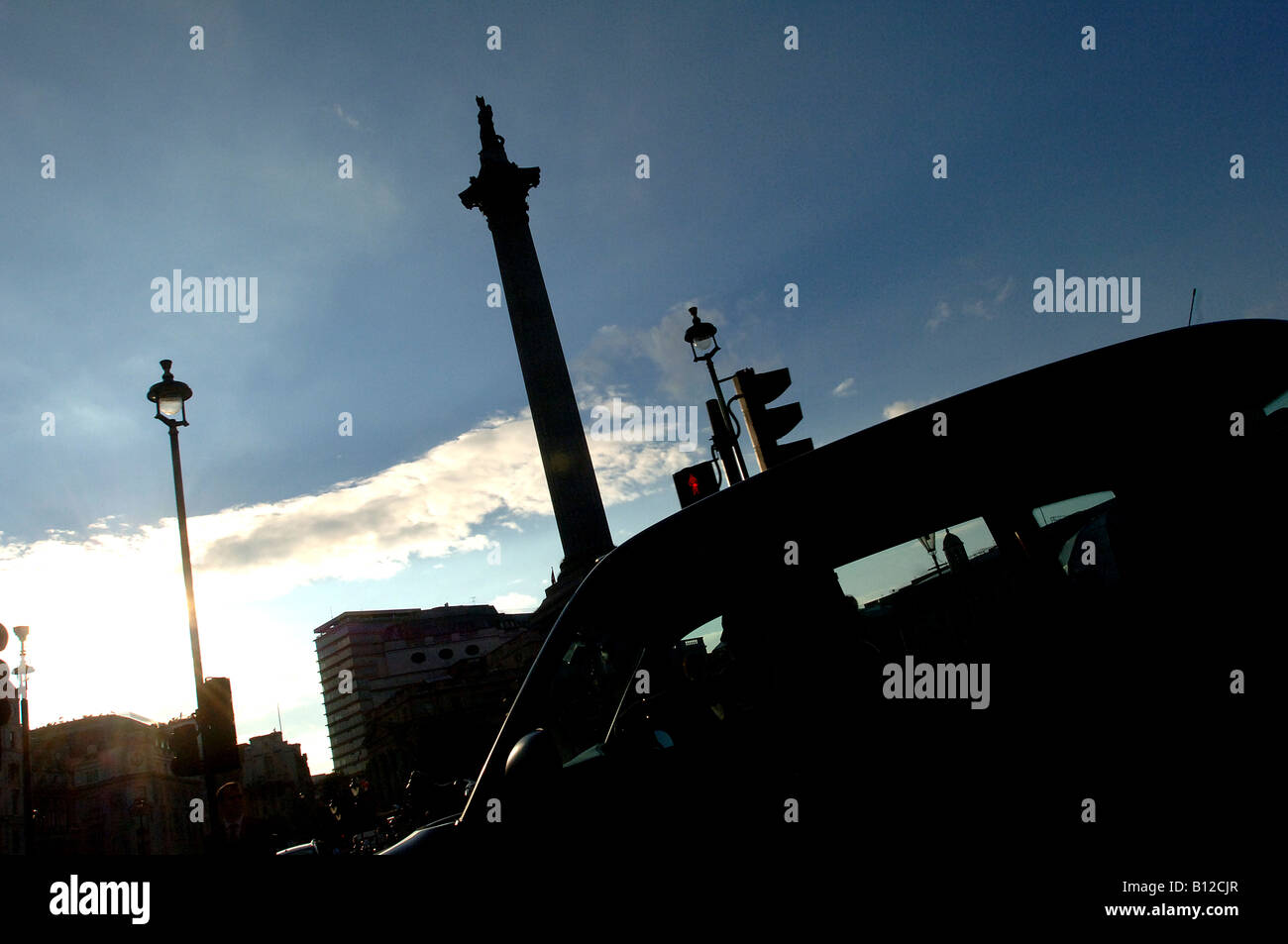 Trafalgar Square in the London Rush Hour Stock Photo - Alamy