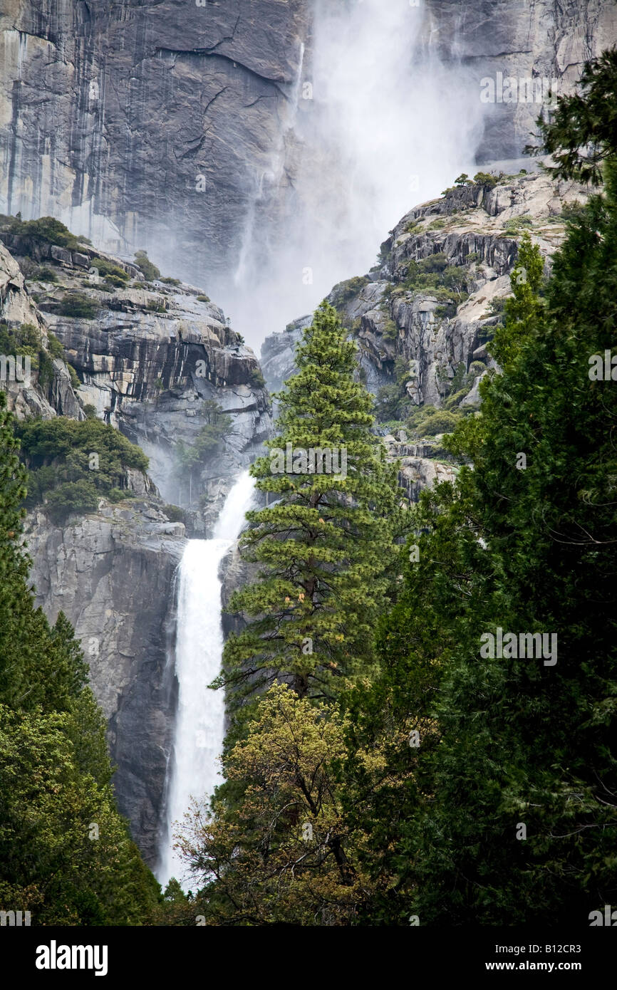 waterfall in Yosemite national park Stock Photo - Alamy