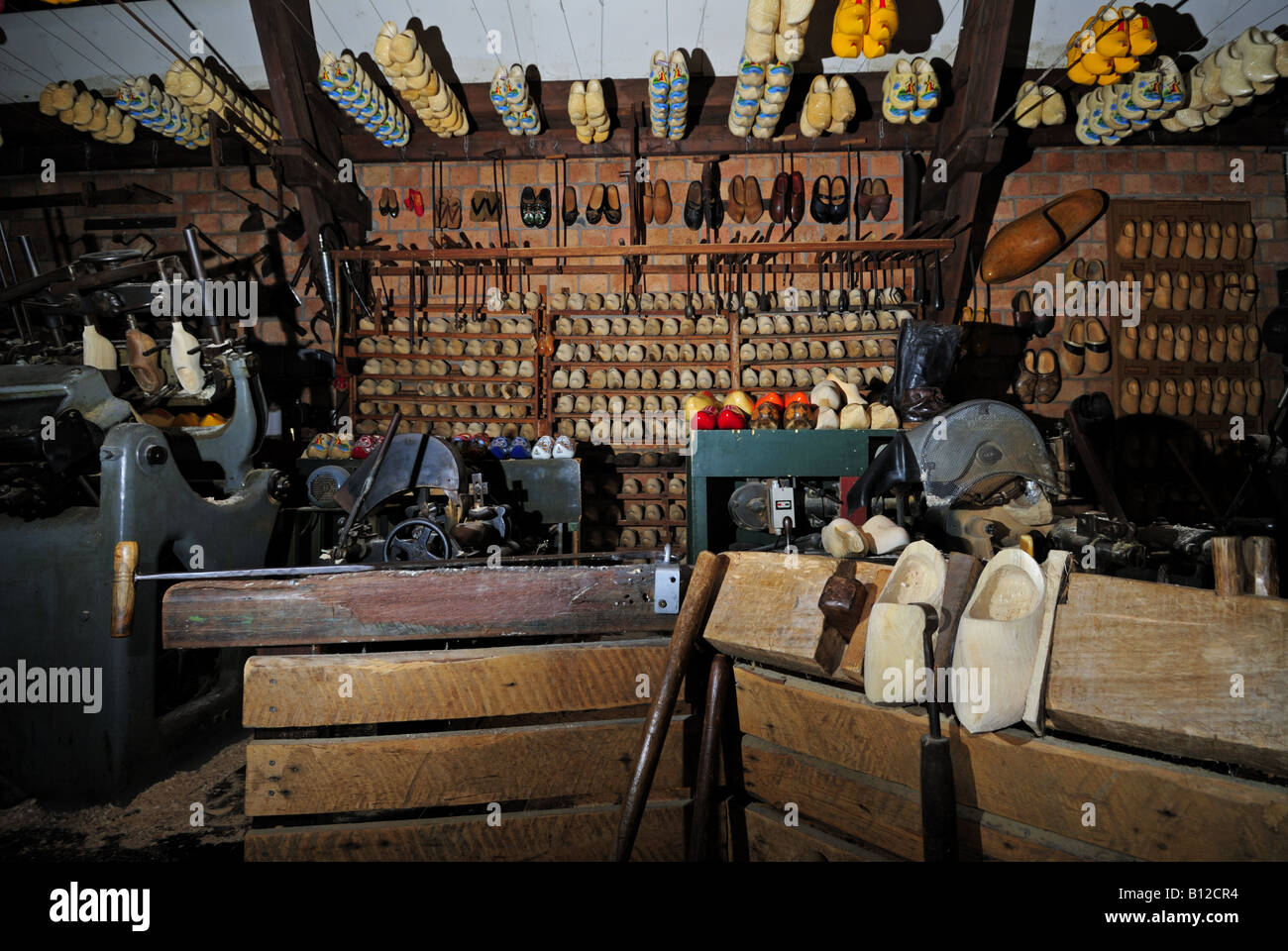 Volendam clog hi-res stock photography and images - Alamy