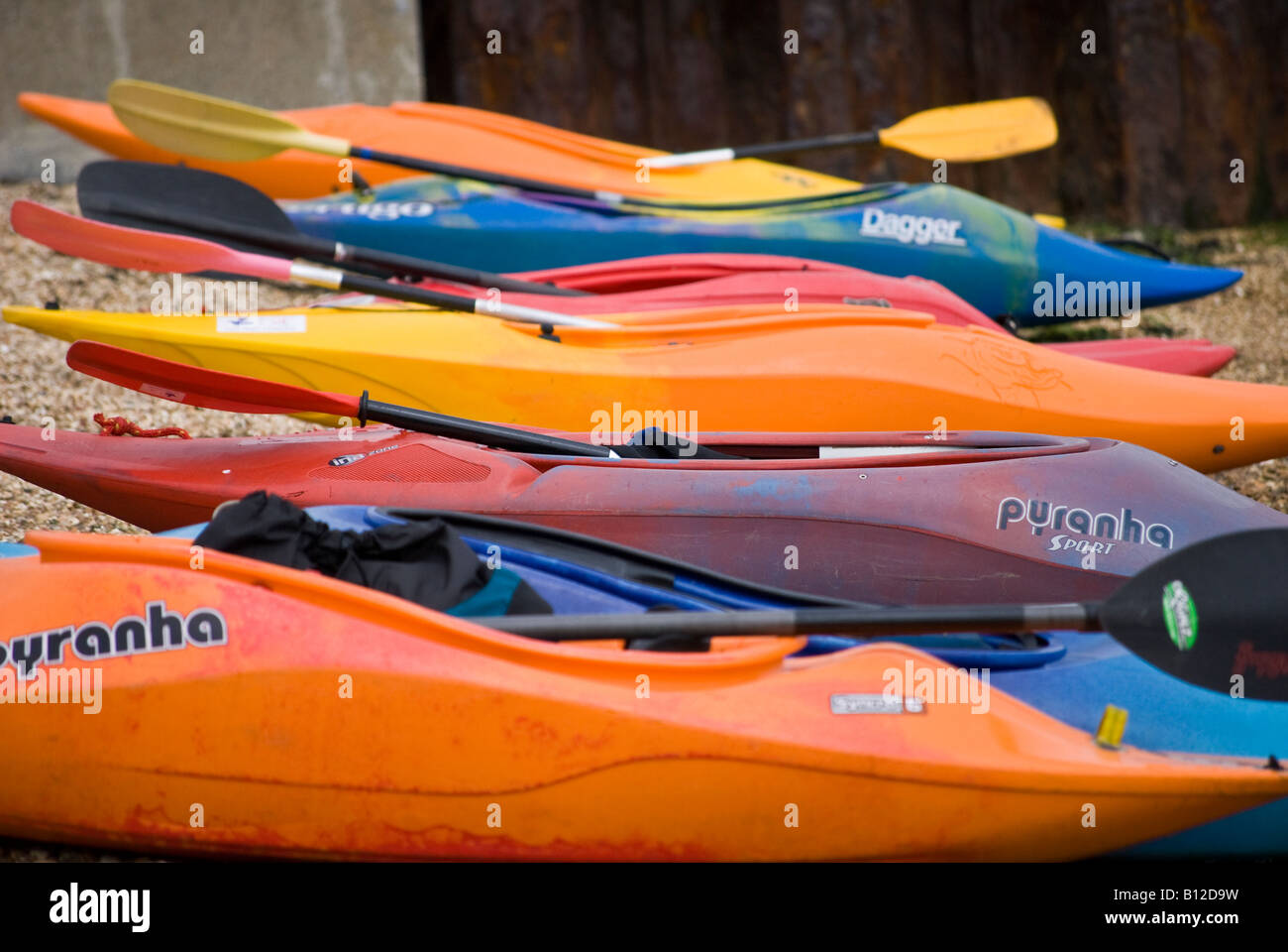 Canoes on beach,River Hamble, England Stock Photo - Alamy