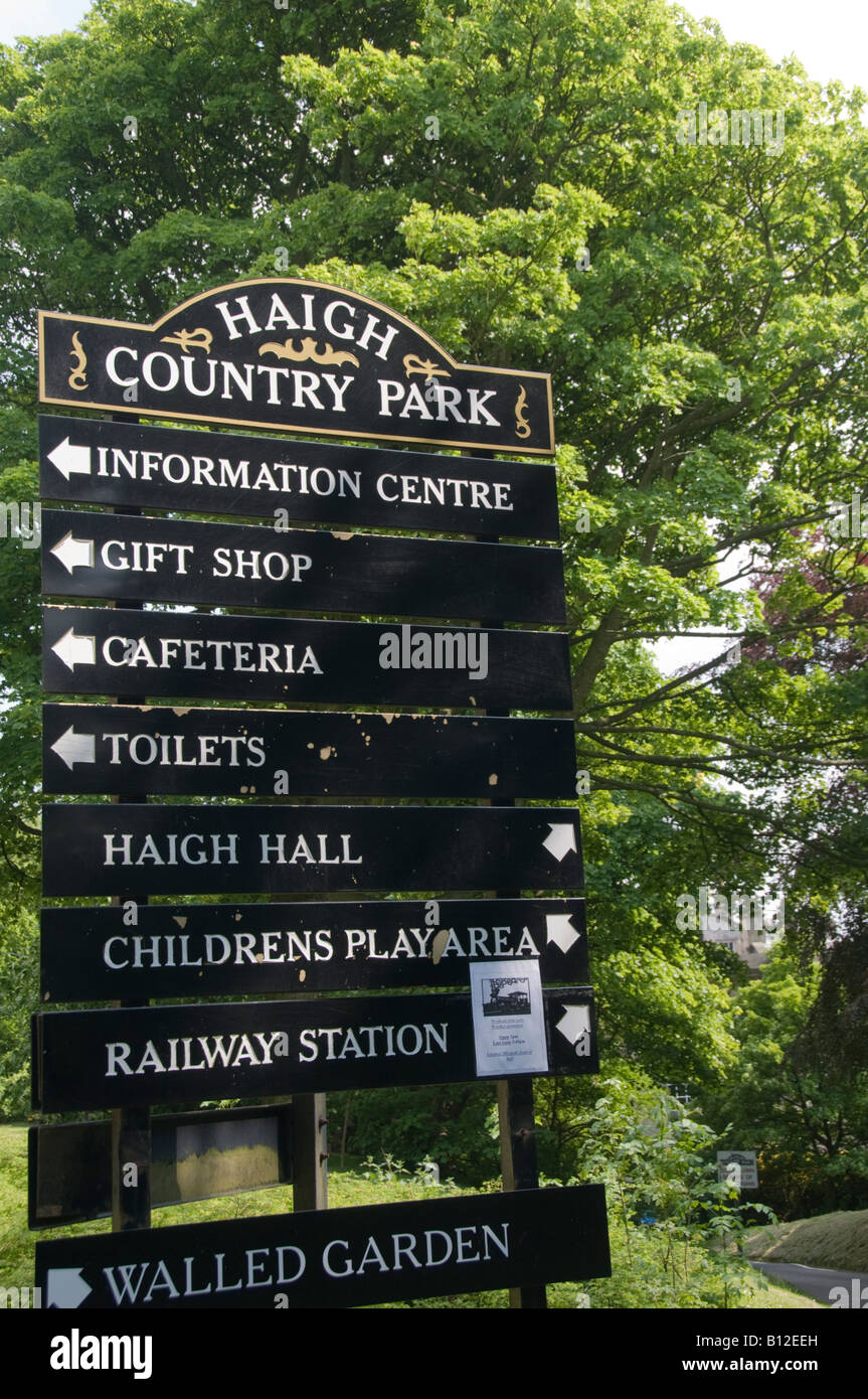 Haigh Hall country park Wigan Lancashire summer afternoon Stock Photo ...