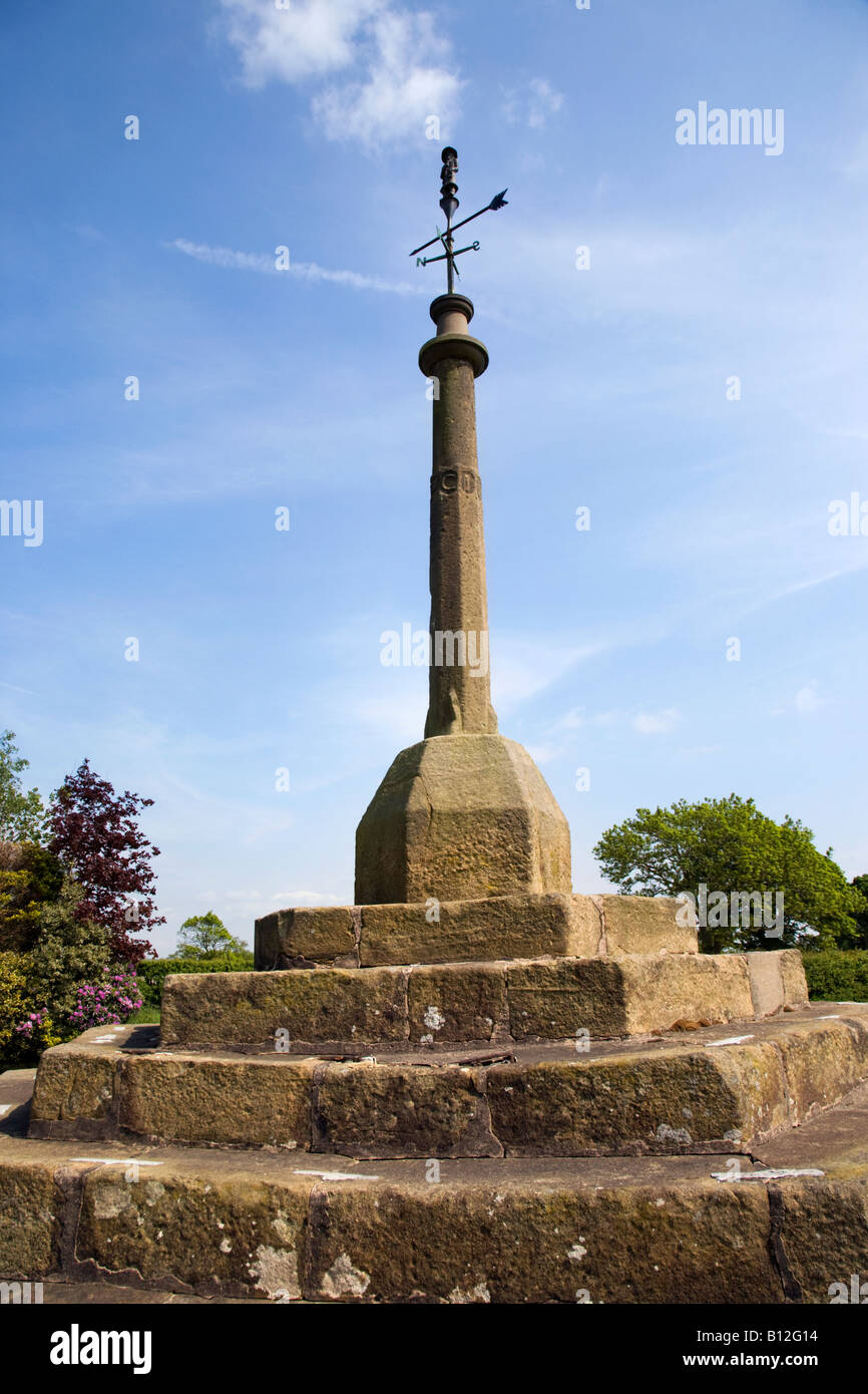 Village green and war memorial at Inglewhite Lancashire Stock Photo - Alamy