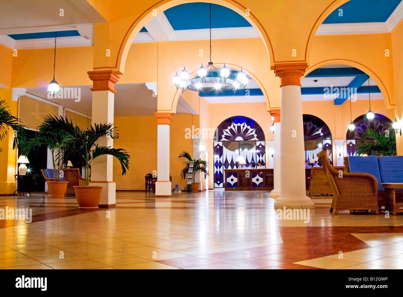 luxury hotel - front desk Stock Photo - Alamy