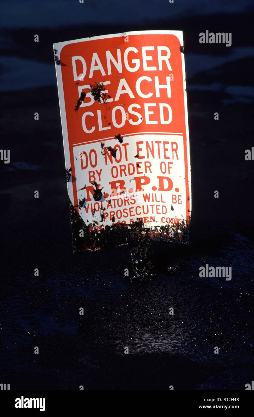 ‘Beach Closed’ sign on oil soaked Huntington Beach after a 1990 British ...