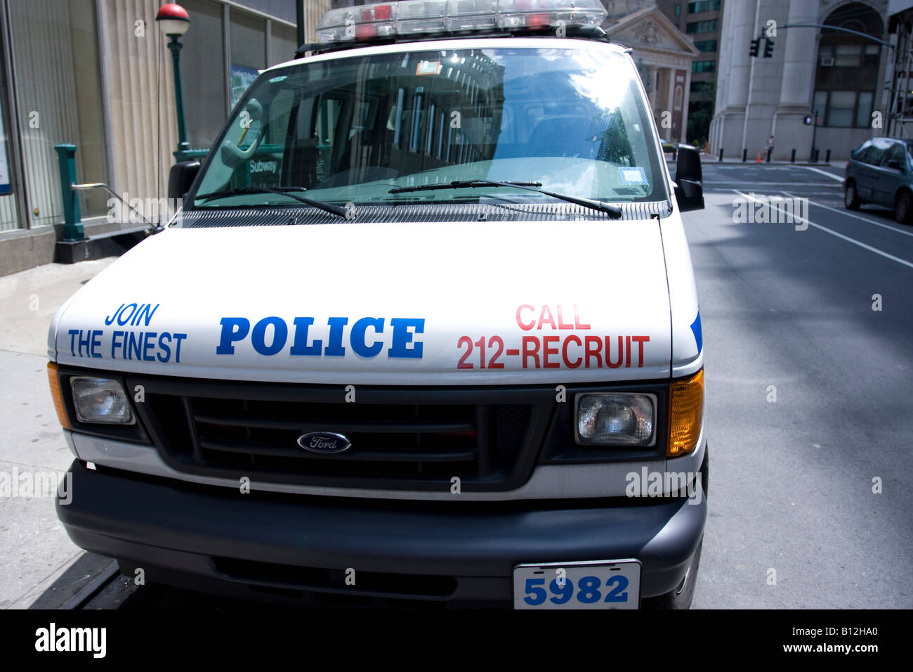 Recruiting police hi-res stock photography and images - Alamy