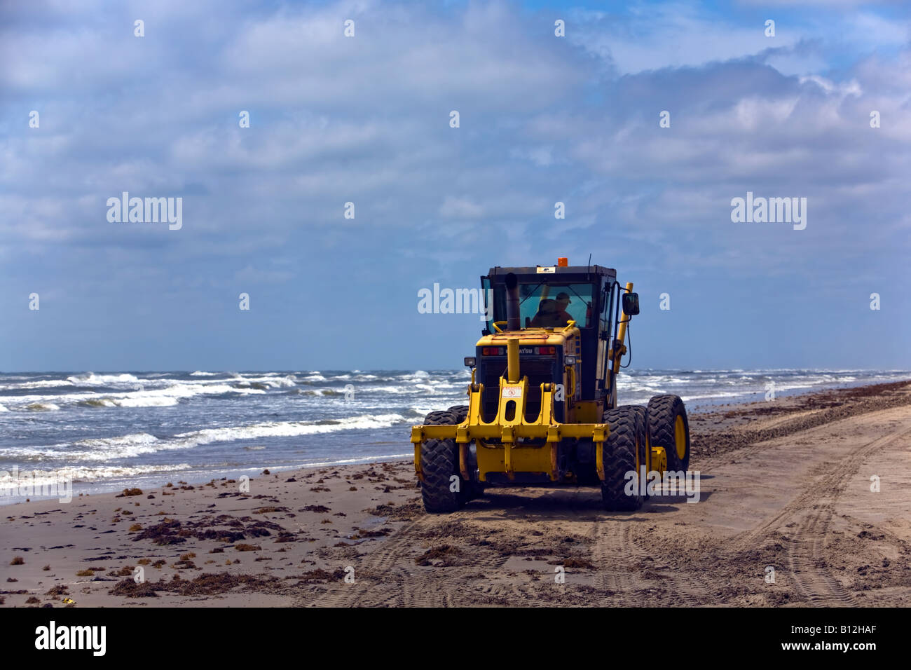 Summer grader hi-res stock photography and images - Alamy