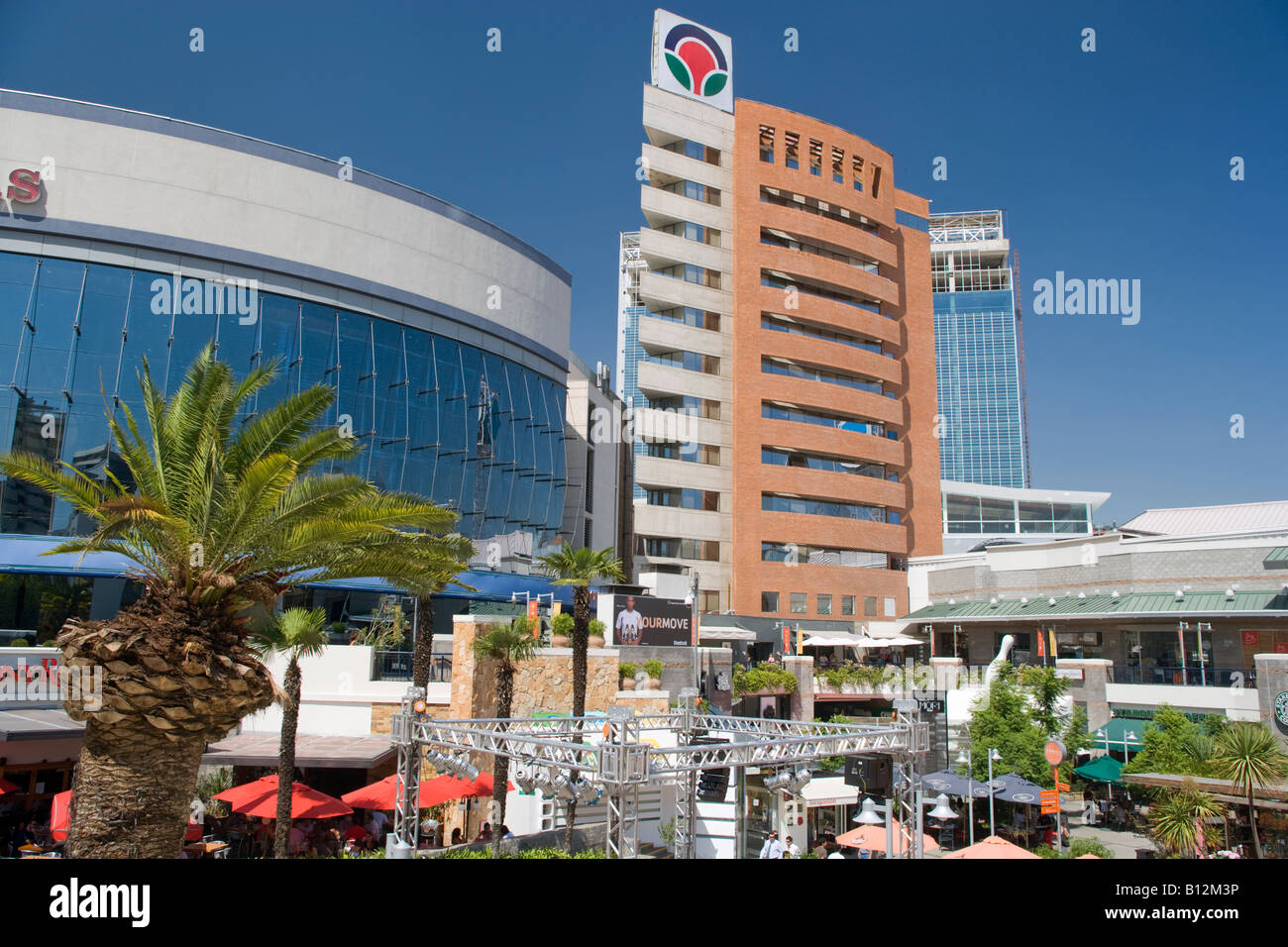 PLAZA LAS CONDES SHOPPING MALL SANTIAGO CHILE Stock Photo - Alamy