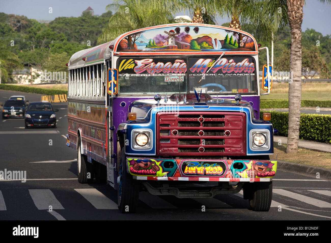 Red devil bus panama hi-res stock photography and images - Alamy