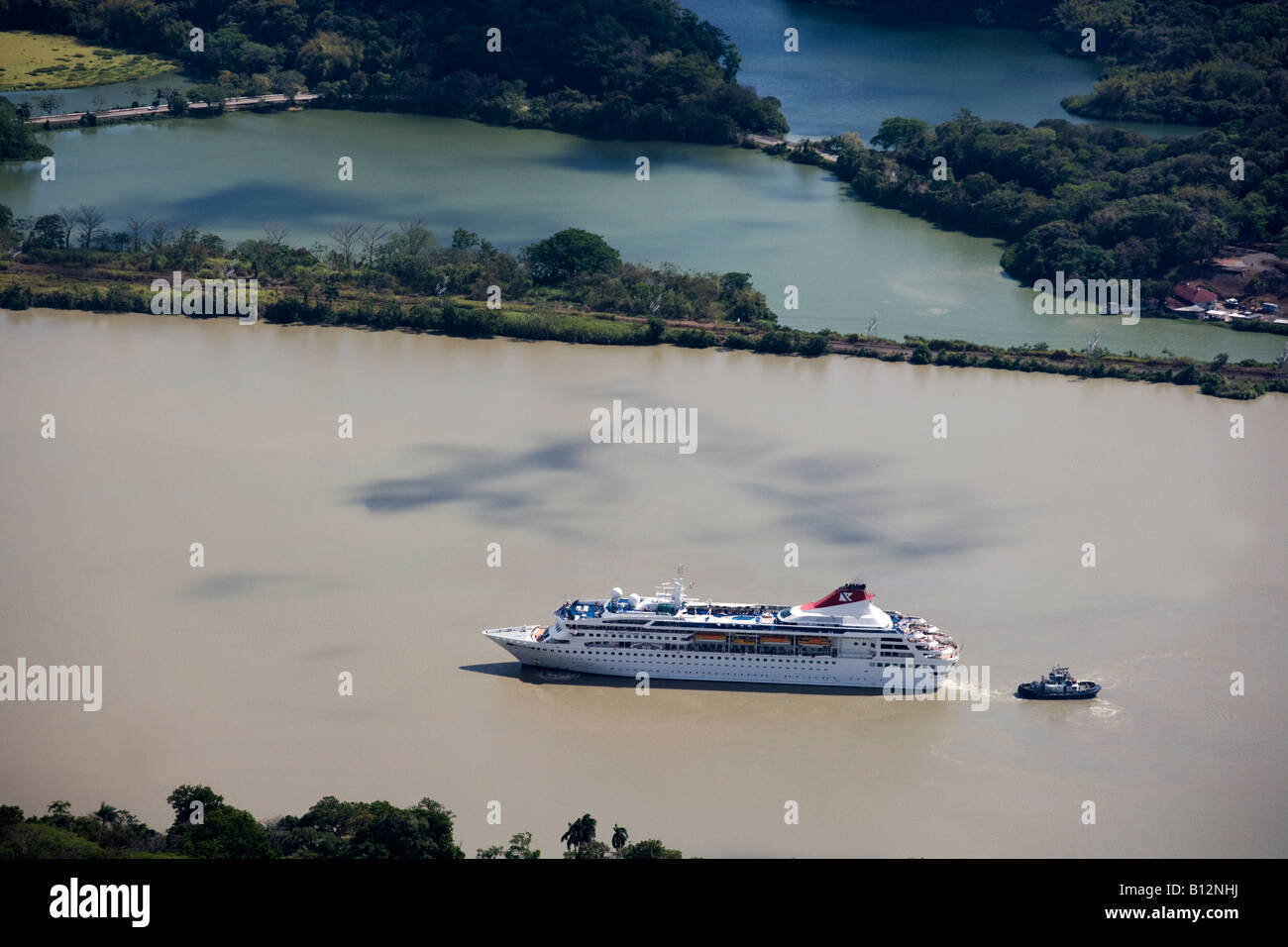 CRUISE SHIP CULEBRA GALLIARD CUT PANAMA CANAL REPUBLIC OF PANAMA Stock ...