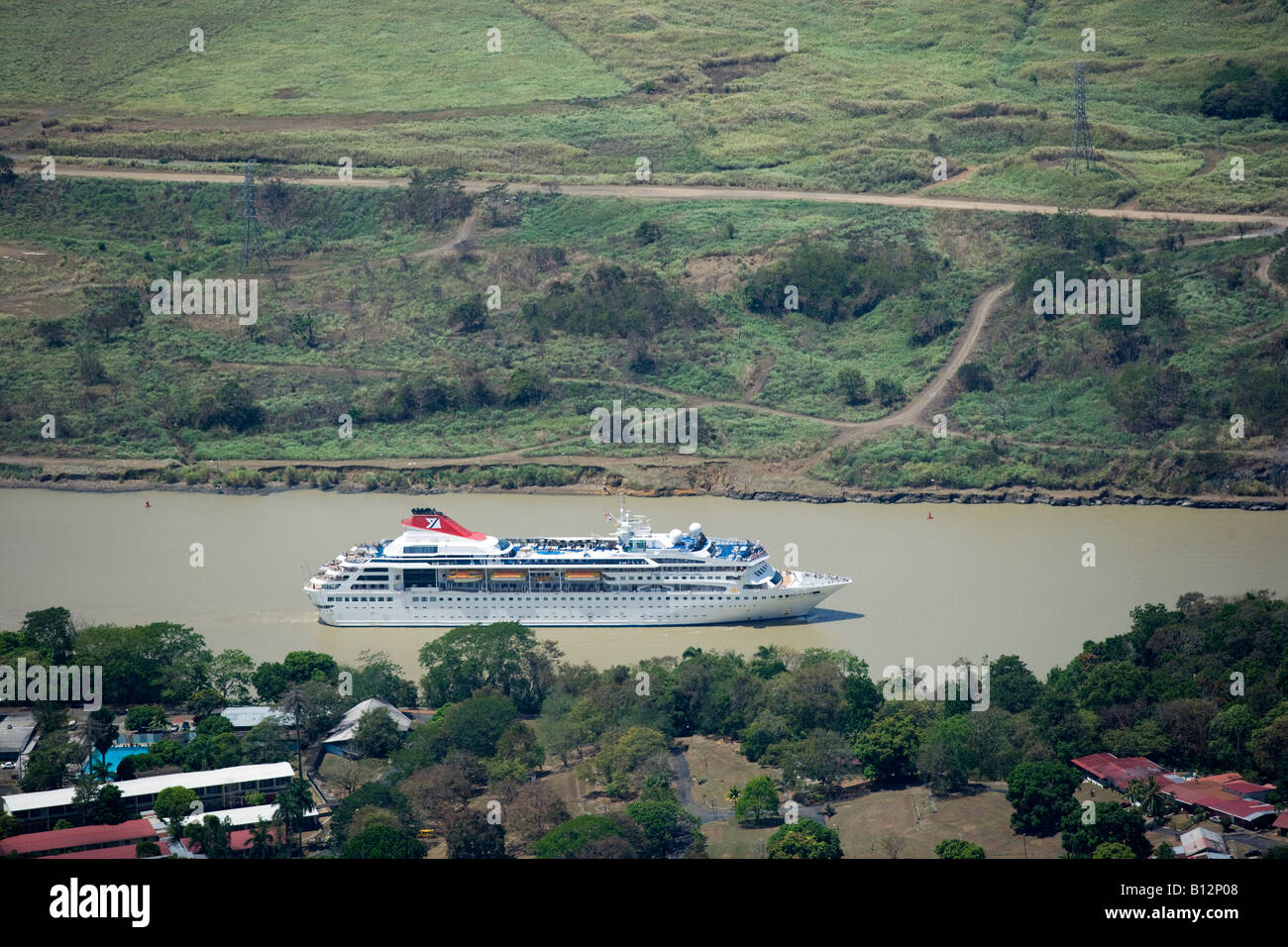 CRUISE SHIP CULEBRA GALLIARD CUT PANAMA CANAL REPUBLIC OF PANAMA Stock ...