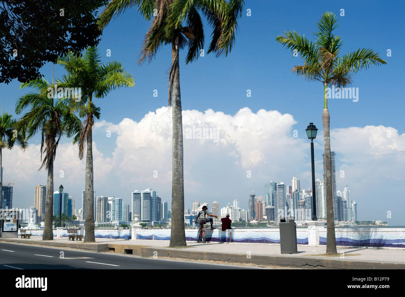 DOWNTOWN WATERFRONT SKYLINE AVENIDA BALBOA PANAMA CITY REPUBLIC OF ...
