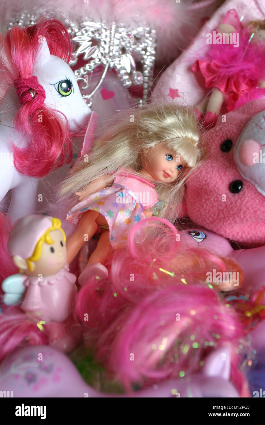 Pink dolls hi-res stock photography and images - Alamy