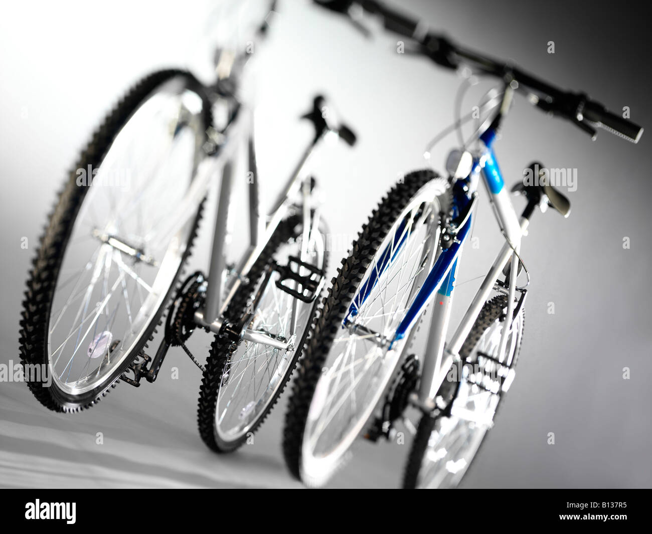 TWO MOUNTAIN BIKES Stock Photo - Alamy