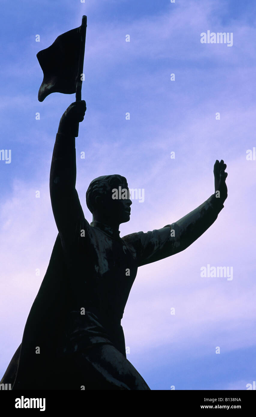 Communist era statues in Szobor Park. Budapest, Hungary Stock Photo - Alamy