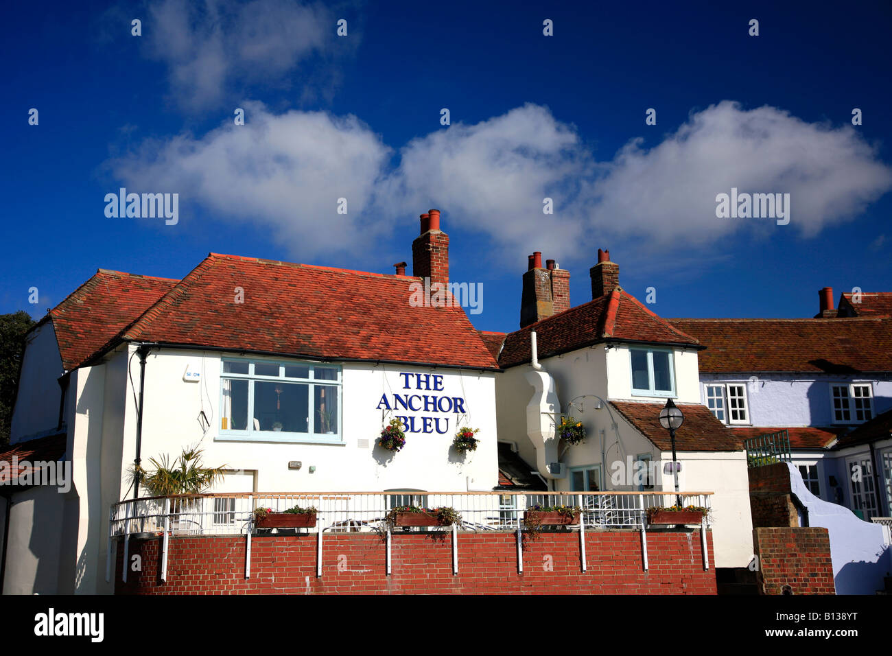 Anchor bleu hi-res stock photography and images - Alamy