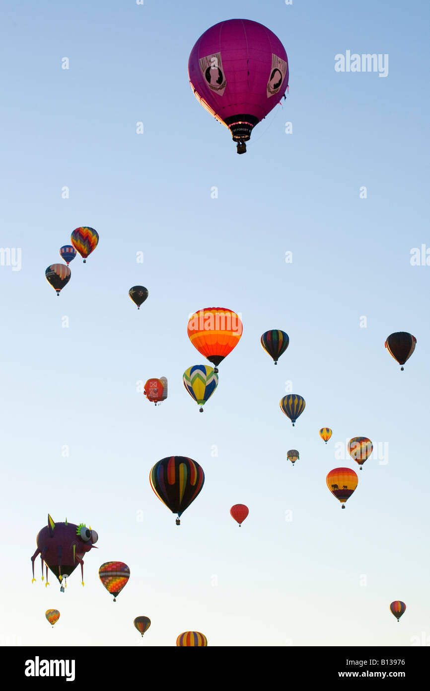 Sunrise launch at 2007 Adirondack Balloon Festival Queensbury New York ...