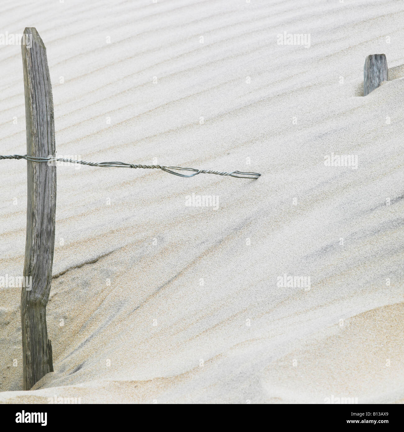 Fence submerged hi-res stock photography and images - Alamy